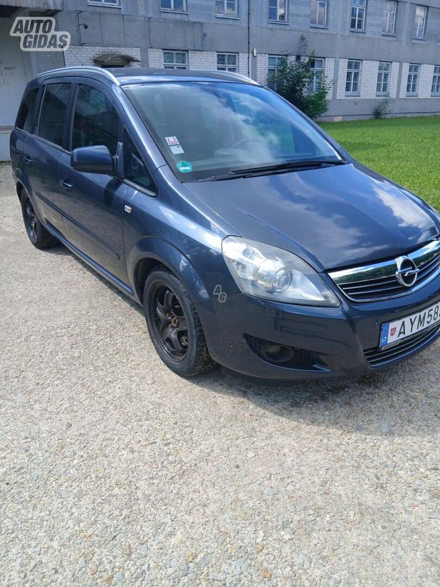 Opel Zafira 2010 in Panevezys, with an engine capacity of 1.90 L and mileage of 283 thousand km for 1990 €, photo 5 on AUTOMOTO.COM.LV