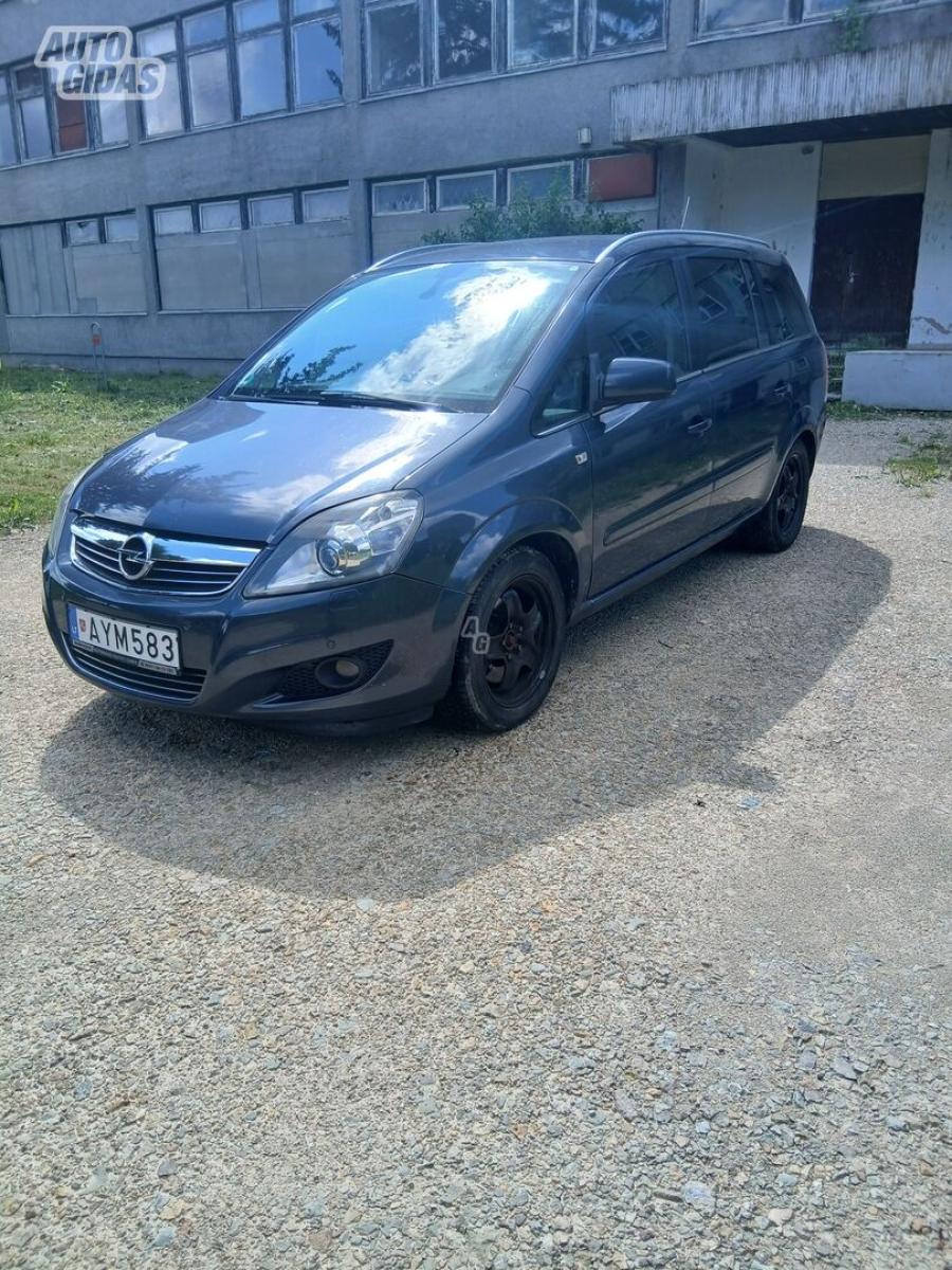 Opel Zafira 2010 in Panevezys, with an engine capacity of 1.90 L and mileage of 283 thousand km for 1990 €, photo 11 on AUTOMOTO.COM.LV