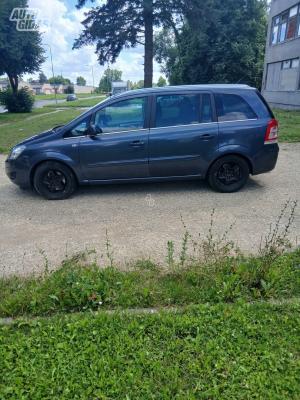 Opel Zafira 2010 in Panevezys, with an engine capacity of 1.90 L and mileage of 283 thousand km for 1990 €, photo 12 on AUTOMOTO.COM.LV