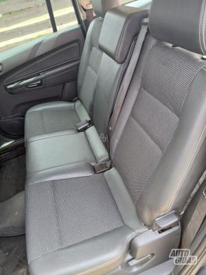 Opel Zafira 2010 in Panevezys, with an engine capacity of 1.90 L and mileage of 283 thousand km for 1990 €, photo 15 on AUTOMOTO.COM.LV