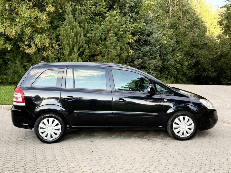 Opel Zafira 2010 Viļņa, ar dzinēja tilpumu 1.90 L un nobraukumu 285 tūkst. km par 1900 €, foto 7 vietnē AUTOMOTO.COM.LV