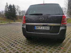 Opel Zafira 2011 in Jurbarkas, with an engine capacity of 1.70 L and mileage of 263 thousand km for 2400 €, photo 5 on AUTOMOTO.COM.LV