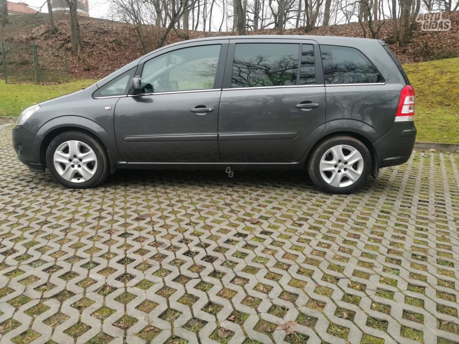 Opel Zafira 2011 in Jurbarkas, with an engine capacity of 1.70 L and mileage of 263 thousand km for 2400 €, photo 7 on AUTOMOTO.COM.LV