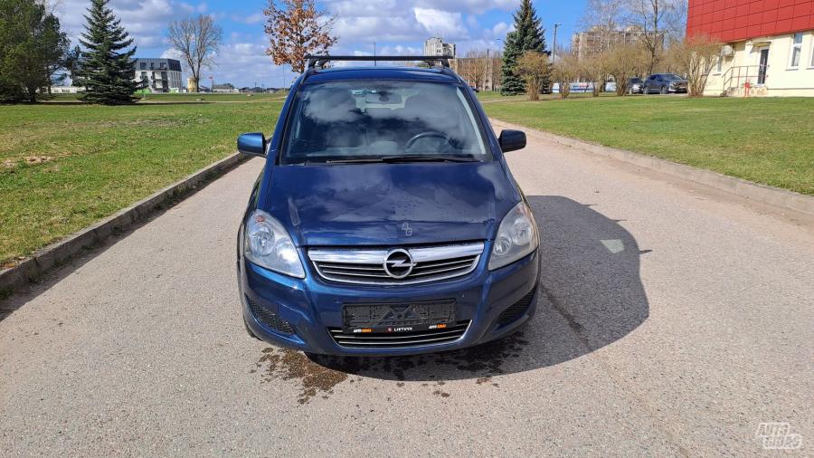 Opel Zafira 2011 Viļņa, ar dzinēja tilpumu 1.70 L un nobraukumu 218 tūkst. km par 3050 €, foto 23 vietnē AUTOMOTO.COM.LV