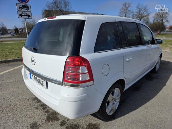Opel Zafira 2011 Radviliškis, ar dzinēja tilpumu 1.70 L un nobraukumu 255 tūkst. km par 2950 €, foto 5 vietnē AUTOMOTO.COM.LV