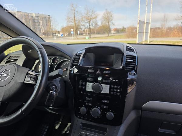 Opel Zafira 2011 Radviliškis, ar dzinēja tilpumu 1.70 L un nobraukumu 255 tūkst. km par 2950 €, foto 8 vietnē AUTOMOTO.COM.LV