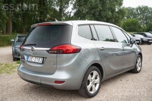 Opel Zafira 2011 Liepāja, ar dzinēja tilpumu 2.00 L un nobraukumu 307 tūkst. km par 4900 €, foto 7 vietnē AUTOMOTO.COM.LV