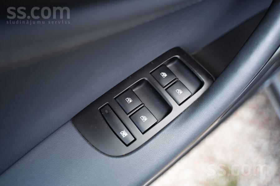 Opel Zafira 2011 Liepāja, ar dzinēja tilpumu 2.00 L un nobraukumu 307 tūkst. km par 4900 €, foto 18 vietnē AUTOMOTO.COM.LV