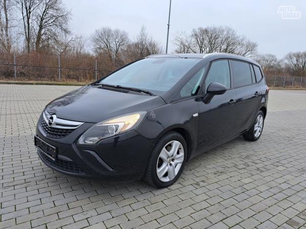 Opel Zafira 2012 in Marijampole, with an engine capacity of 2.00 L and mileage of 217 thousand km for 4900 €, photo 1 on AUTOMOTO.COM.LV