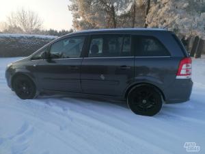 Opel Zafira 2012 in Jurbarkas, with an engine capacity of 1.70 L and mileage of 269 thousand km for 3400 €, photo 5 on AUTOMOTO.COM.LV