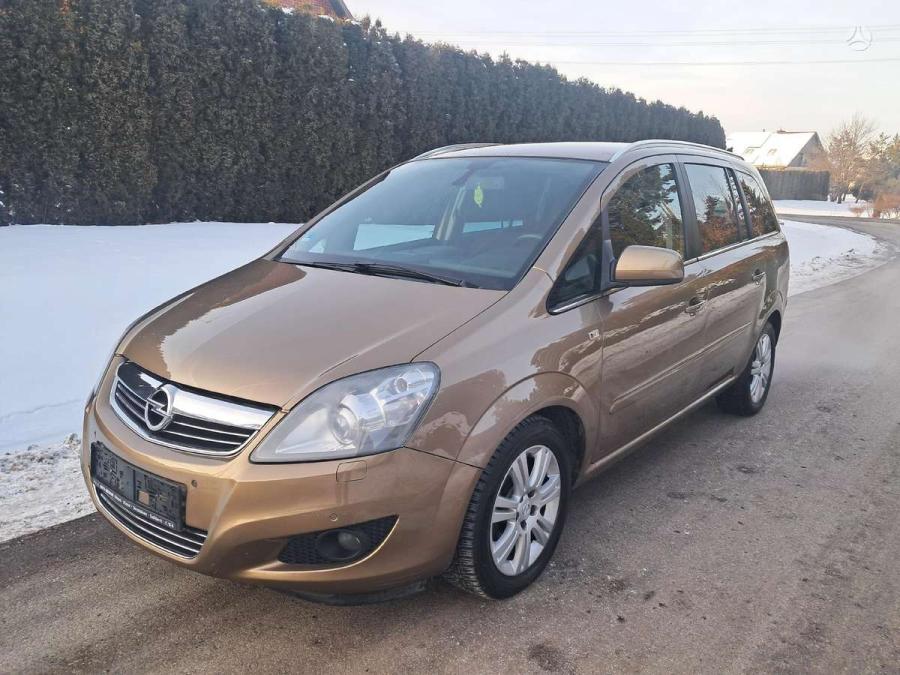 Opel Zafira 2012 in Marijampole, with an engine capacity of 1.70 L and mileage of 197 thousand km for 3499 €, photo 1 on AUTOMOTO.COM.LV