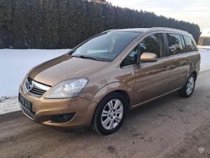 Opel Zafira 2012 in Marijampole, with an engine capacity of 1.70 L and mileage of 197 thousand km for 3499 €, photo 2 on AUTOMOTO.COM.LV