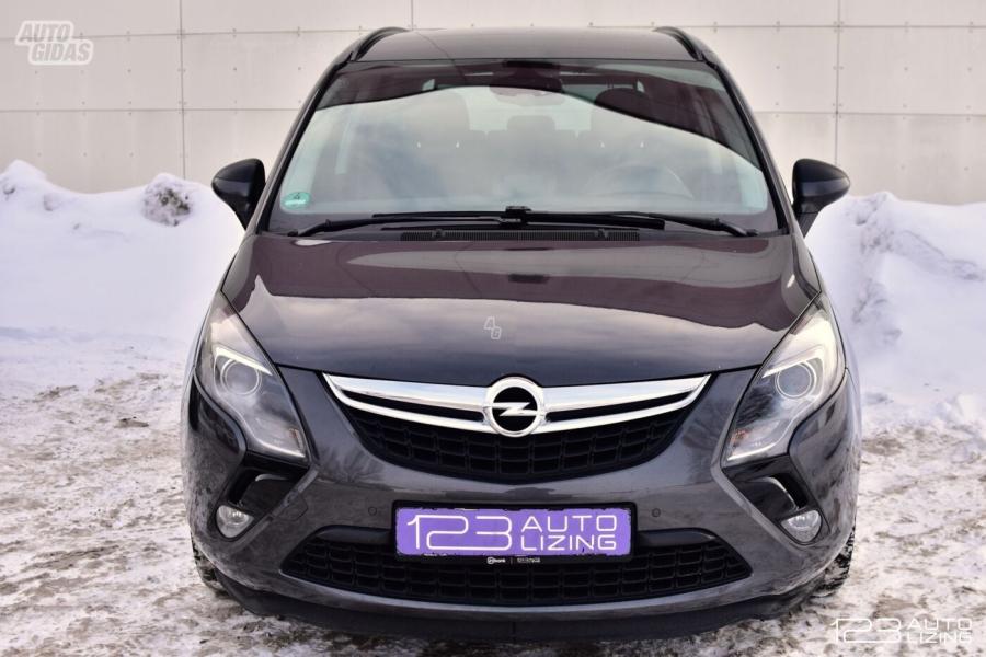 Opel Zafira 2012 in Kretinga, with an engine capacity of 2.00 L and mileage of 212 thousand km for 5999 €, photo 2 on AUTOMOTO.COM.LV