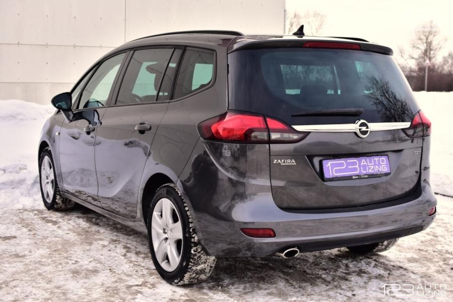 Opel Zafira 2012 in Kretinga, with an engine capacity of 2.00 L and mileage of 212 thousand km for 5999 €, photo 6 on AUTOMOTO.COM.LV