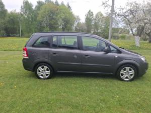Opel Zafira 2012 in Vilnius, with an engine capacity of 1.70 L and mileage of 310 thousand km for 2400 €, photo 3 on AUTOMOTO.COM.LV