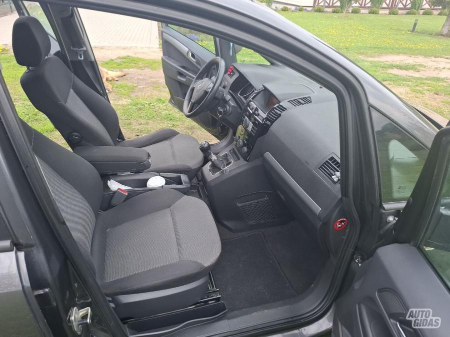 Opel Zafira 2012 in Vilnius, with an engine capacity of 1.70 L and mileage of 310 thousand km for 2400 €, photo 13 on AUTOMOTO.COM.LV