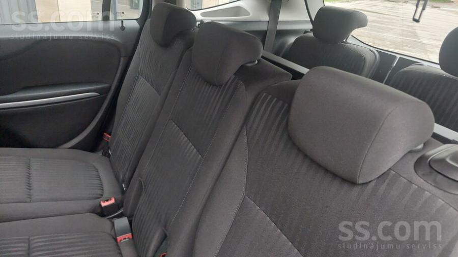 Opel Zafira 2012 Rīga, ar dzinēja tilpumu 2.00 L un nobraukumu 336 tūkst. km par 3990 €, foto 8 vietnē AUTOMOTO.COM.LV