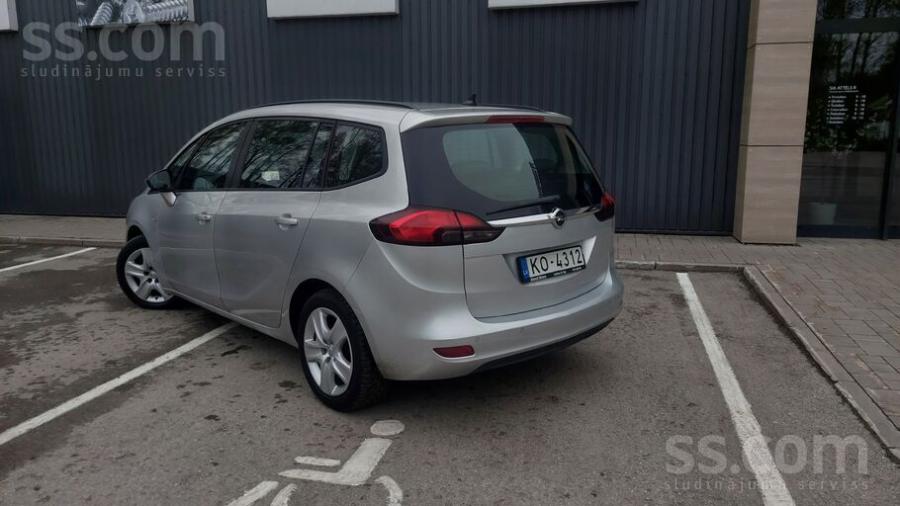 Opel Zafira 2012 Rīga, ar dzinēja tilpumu 2.00 L un nobraukumu 336 tūkst. km par 3990 €, foto 23 vietnē AUTOMOTO.COM.LV