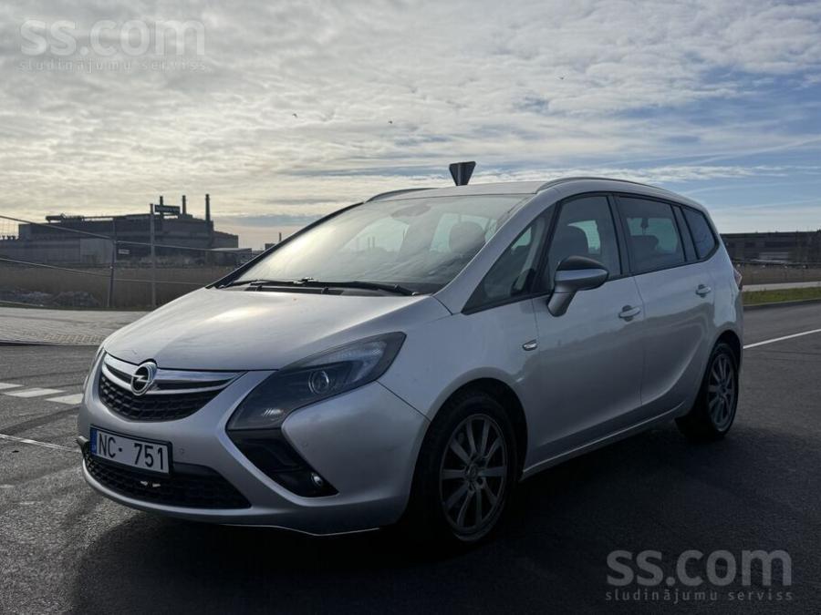 Opel Zafira 2012 Liepāja, ar dzinēja tilpumu 2.00 L un nobraukumu 283 tūkst. km par 4200 €, foto 4 vietnē AUTOMOTO.COM.LV