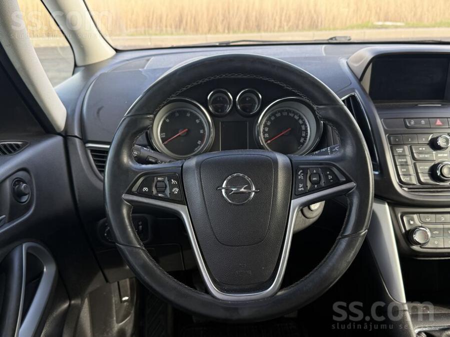Opel Zafira 2012 Liepāja, ar dzinēja tilpumu 2.00 L un nobraukumu 283 tūkst. km par 4200 €, foto 17 vietnē AUTOMOTO.COM.LV