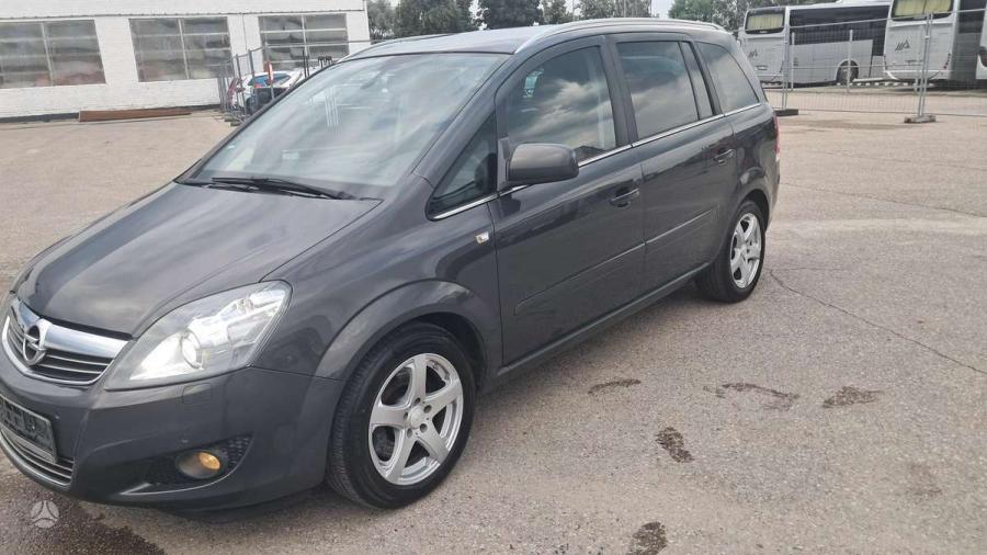 Opel Zafira 2012 Marijampole, ar dzinēja tilpumu 1.70 L un nobraukumu 270 tūkst. km par 3250 €, foto 4 vietnē AUTOMOTO.COM.LV