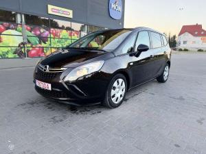 Opel Zafira 2012 in Plunge, with an engine capacity of 2.00 L and mileage of 240 thousand km for 4950 €, photo 3 on AUTOMOTO.COM.LV