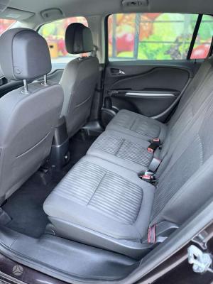 Opel Zafira 2012 in Plunge, with an engine capacity of 2.00 L and mileage of 240 thousand km for 4950 €, photo 10 on AUTOMOTO.COM.LV