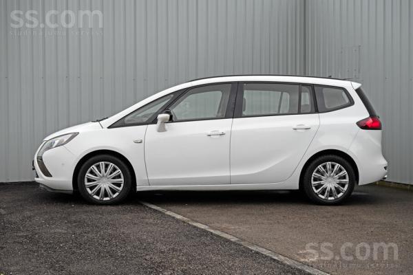 Opel Zafira 2012 Ogre, ar dzinēja tilpumu 2.00 L un nobraukumu 271 tūkst. km par 4250 €, foto 6 vietnē AUTOMOTO.COM.LV
