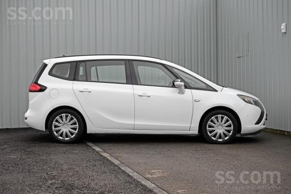 Opel Zafira 2012 Ogre, ar dzinēja tilpumu 2.00 L un nobraukumu 271 tūkst. km par 4250 €, foto 7 vietnē AUTOMOTO.COM.LV