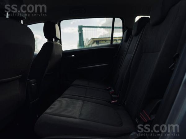 Opel Zafira 2013 Cēsis, ar dzinēja tilpumu 2.00 L un nobraukumu 0 tūkst. km par 2500 €, foto 10 vietnē AUTOMOTO.COM.LV