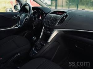 Opel Zafira 2013 Cēsis, ar dzinēja tilpumu 2.00 L un nobraukumu 0 tūkst. km par 2500 €, foto 13 vietnē AUTOMOTO.COM.LV