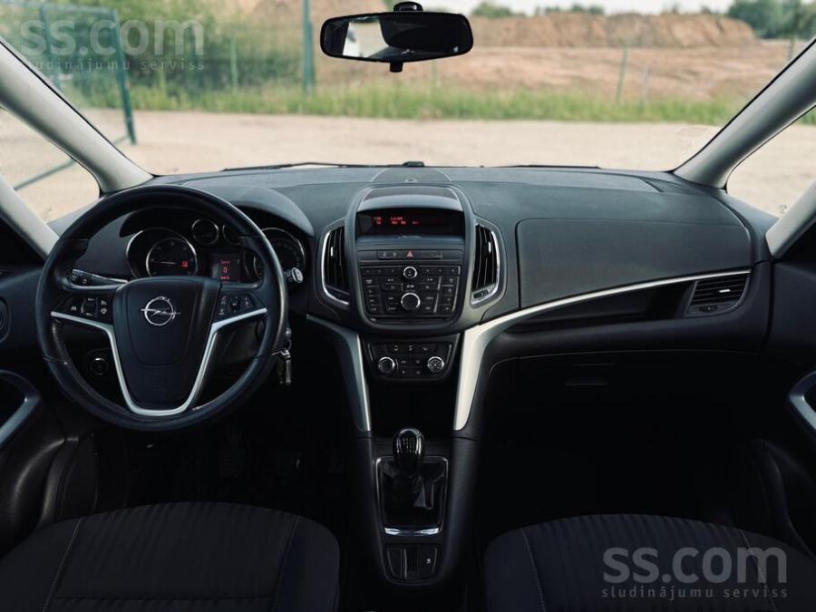 Opel Zafira 2013 Cēsis, ar dzinēja tilpumu 2.00 L un nobraukumu 0 tūkst. km par 2500 €, foto 14 vietnē AUTOMOTO.COM.LV