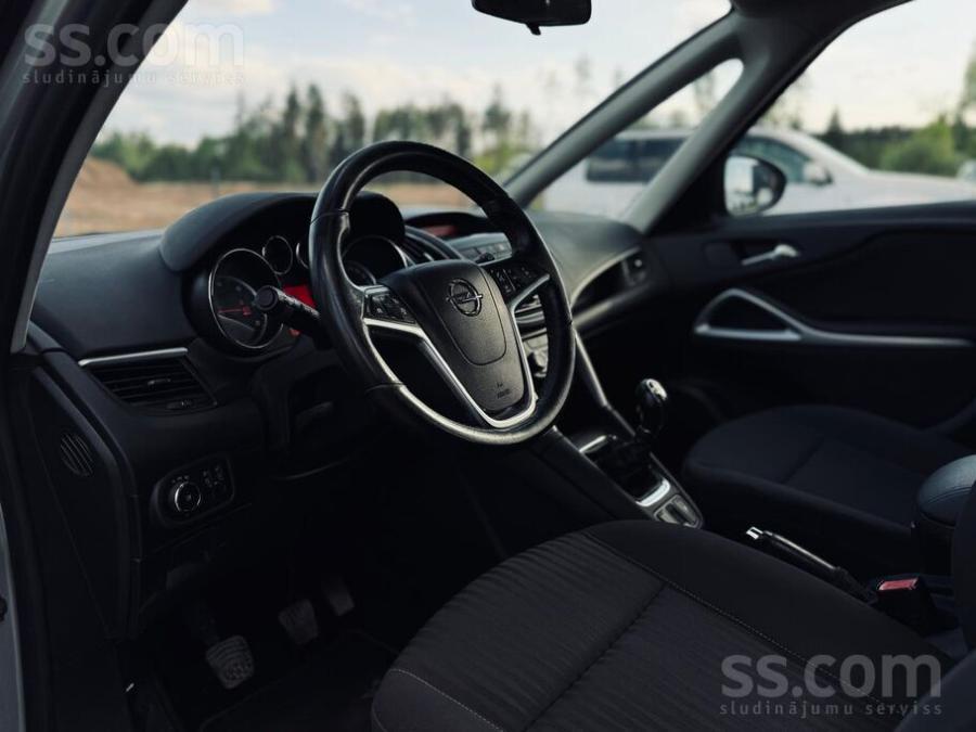 Opel Zafira 2013 Cēsis, ar dzinēja tilpumu 2.00 L un nobraukumu 0 tūkst. km par 2500 €, foto 19 vietnē AUTOMOTO.COM.LV