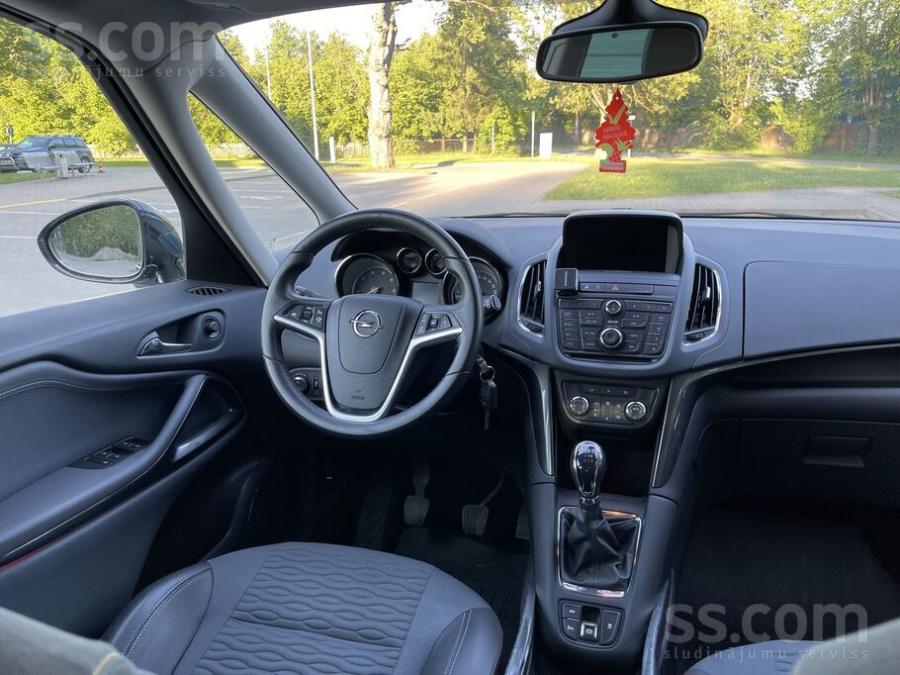 Opel Zafira 2013 in Jurmala, with an engine capacity of 1.60 L and mileage of 0 thousand km for 5850 €, photo 25 on AUTOMOTO.COM.LV