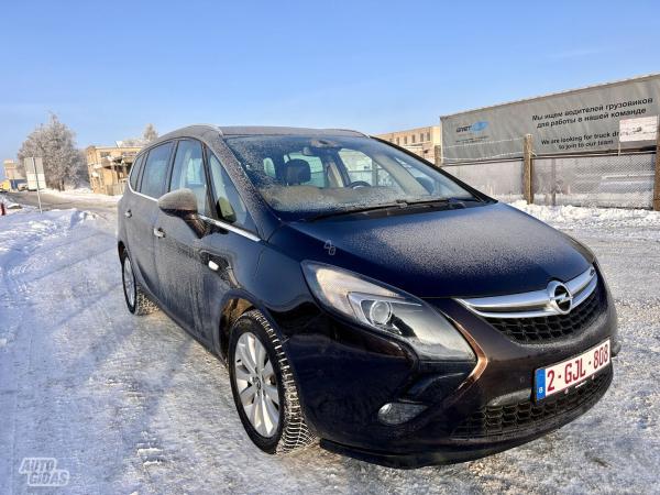 Opel Zafira 2013 in Siauliai, with an engine capacity of 2.00 L and mileage of 232 thousand km for 5750 €, photo 3 on AUTOMOTO.COM.LV