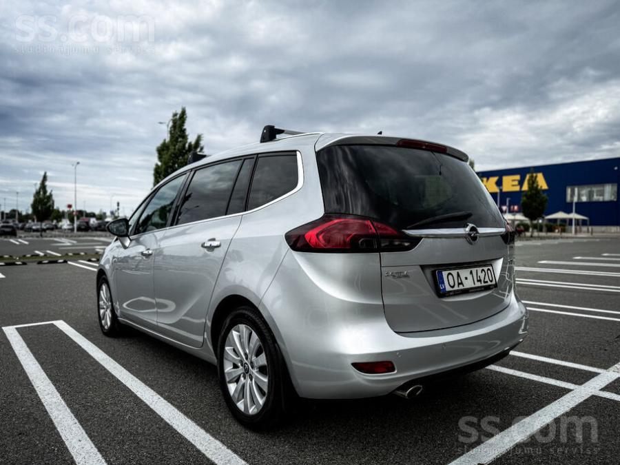 Opel Zafira 2013 Rīga, ar dzinēja tilpumu 2.00 L un nobraukumu 314 tūkst. km par 5450 €, foto 5 vietnē AUTOMOTO.COM.LV