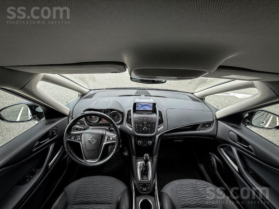 Opel Zafira 2013 Rīga, ar dzinēja tilpumu 2.00 L un nobraukumu 314 tūkst. km par 5450 €, foto 8 vietnē AUTOMOTO.COM.LV