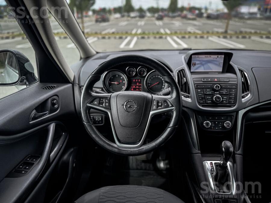 Opel Zafira 2013 Rīga, ar dzinēja tilpumu 2.00 L un nobraukumu 314 tūkst. km par 5450 €, foto 9 vietnē AUTOMOTO.COM.LV