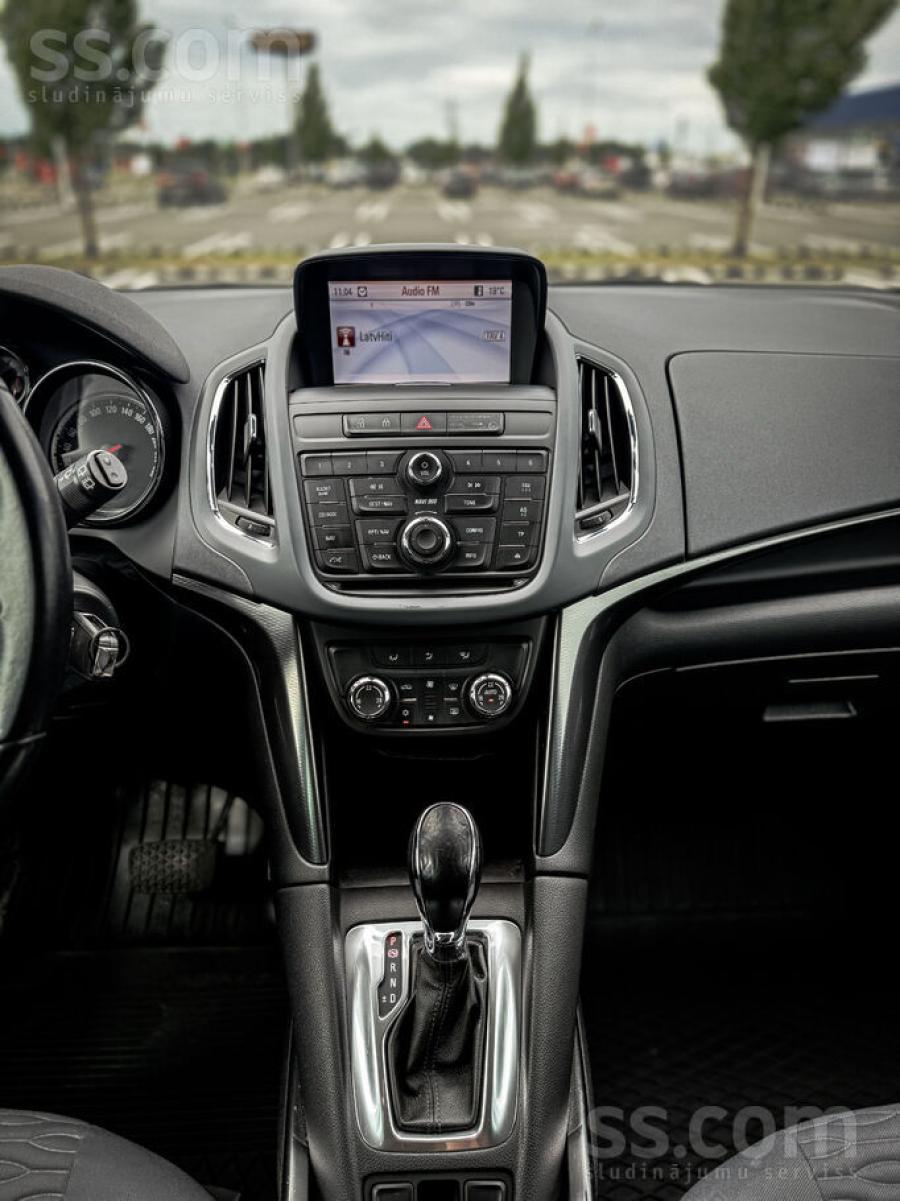 Opel Zafira 2013 Rīga, ar dzinēja tilpumu 2.00 L un nobraukumu 314 tūkst. km par 5450 €, foto 11 vietnē AUTOMOTO.COM.LV
