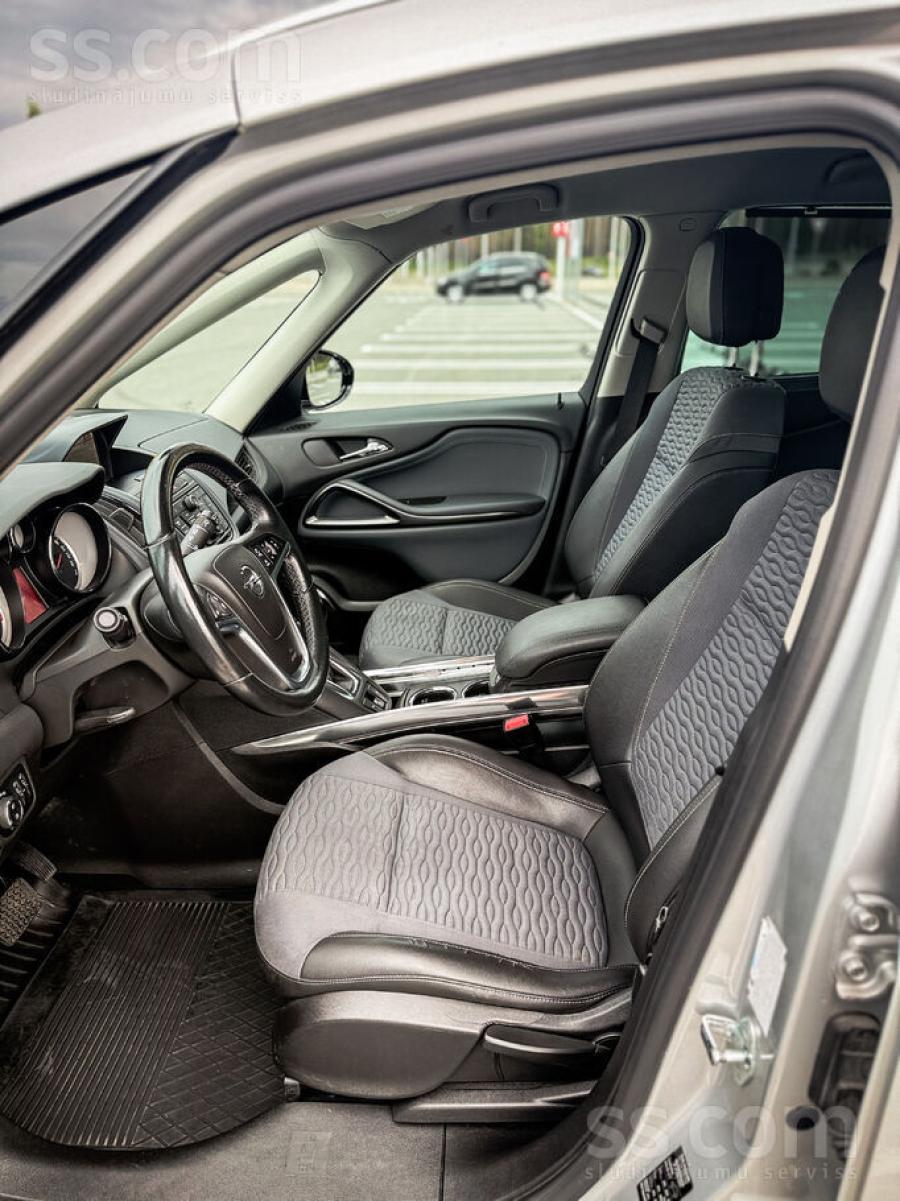 Opel Zafira 2013 Rīga, ar dzinēja tilpumu 2.00 L un nobraukumu 314 tūkst. km par 5450 €, foto 12 vietnē AUTOMOTO.COM.LV