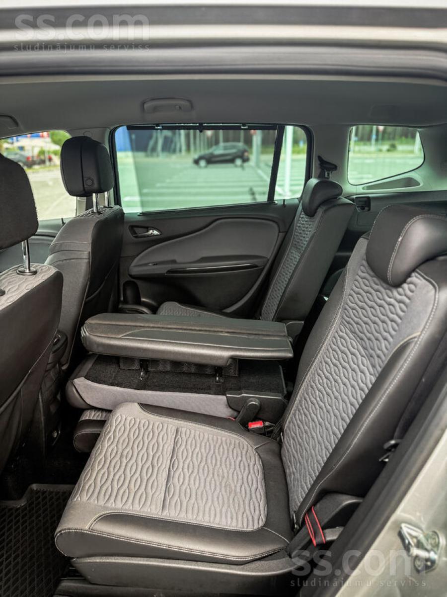 Opel Zafira 2013 Rīga, ar dzinēja tilpumu 2.00 L un nobraukumu 314 tūkst. km par 5450 €, foto 14 vietnē AUTOMOTO.COM.LV