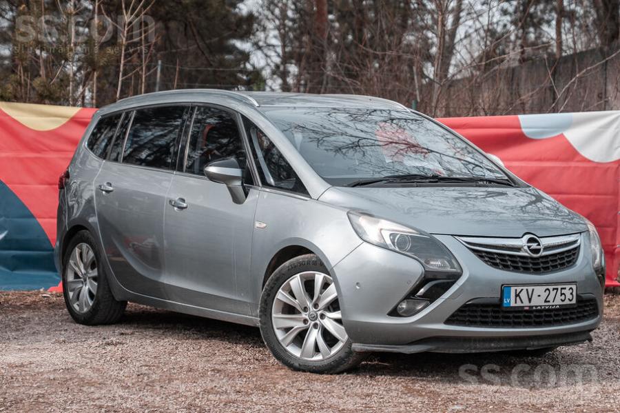 Opel Zafira 2013 in Riga, with an engine capacity of 2.00 L and mileage of 0 thousand km for 5990 €, photo 3 on AUTOMOTO.COM.LV