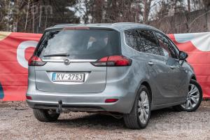 Opel Zafira 2013 in Riga, with an engine capacity of 2.00 L and mileage of 0 thousand km for 5990 €, photo 4 on AUTOMOTO.COM.LV
