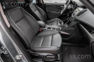 Opel Zafira 2013 in Riga, with an engine capacity of 2.00 L and mileage of 0 thousand km for 5990 €, photo 9 on AUTOMOTO.COM.LV