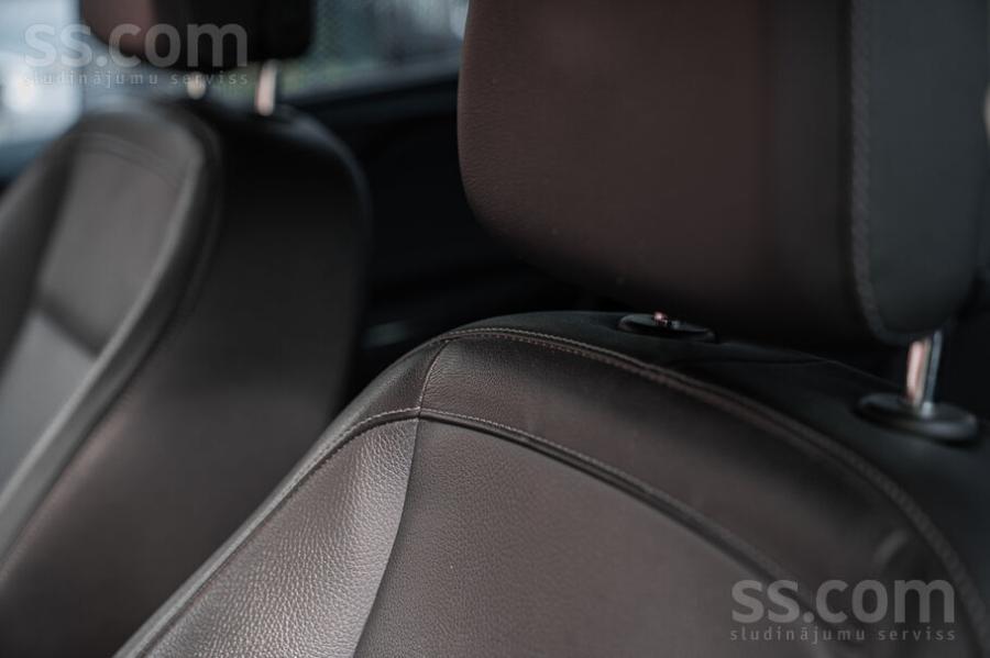 Opel Zafira 2013 in Riga, with an engine capacity of 2.00 L and mileage of 0 thousand km for 5990 €, photo 10 on AUTOMOTO.COM.LV