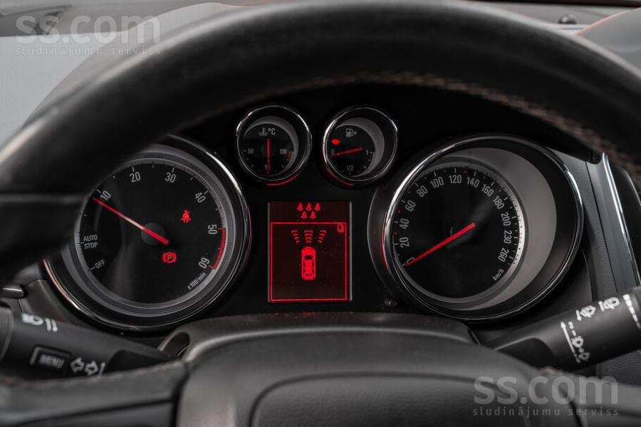 Opel Zafira 2013 in Riga, with an engine capacity of 2.00 L and mileage of 0 thousand km for 5990 €, photo 17 on AUTOMOTO.COM.LV
