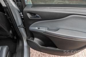 Opel Zafira 2013 in Riga, with an engine capacity of 2.00 L and mileage of 0 thousand km for 5990 €, photo 23 on AUTOMOTO.COM.LV