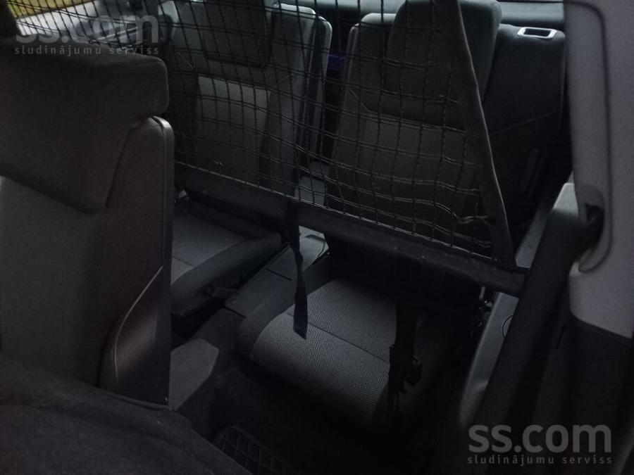 Opel Zafira 2013 in Riga, with an engine capacity of 1.70 L and mileage of 368 thousand km for 2050 €, photo 11 on AUTOMOTO.COM.LV