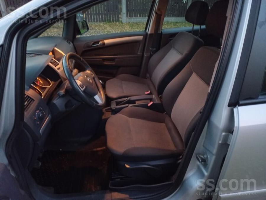 Opel Zafira 2013 in Riga, with an engine capacity of 1.70 L and mileage of 368 thousand km for 2050 €, photo 15 on AUTOMOTO.COM.LV