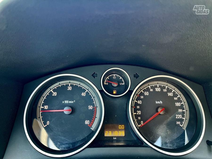 Opel Zafira 2013 Kauņa, ar dzinēja tilpumu 1.70 L un nobraukumu 232 tūkst. km par 3600 €, foto 16 vietnē AUTOMOTO.COM.LV